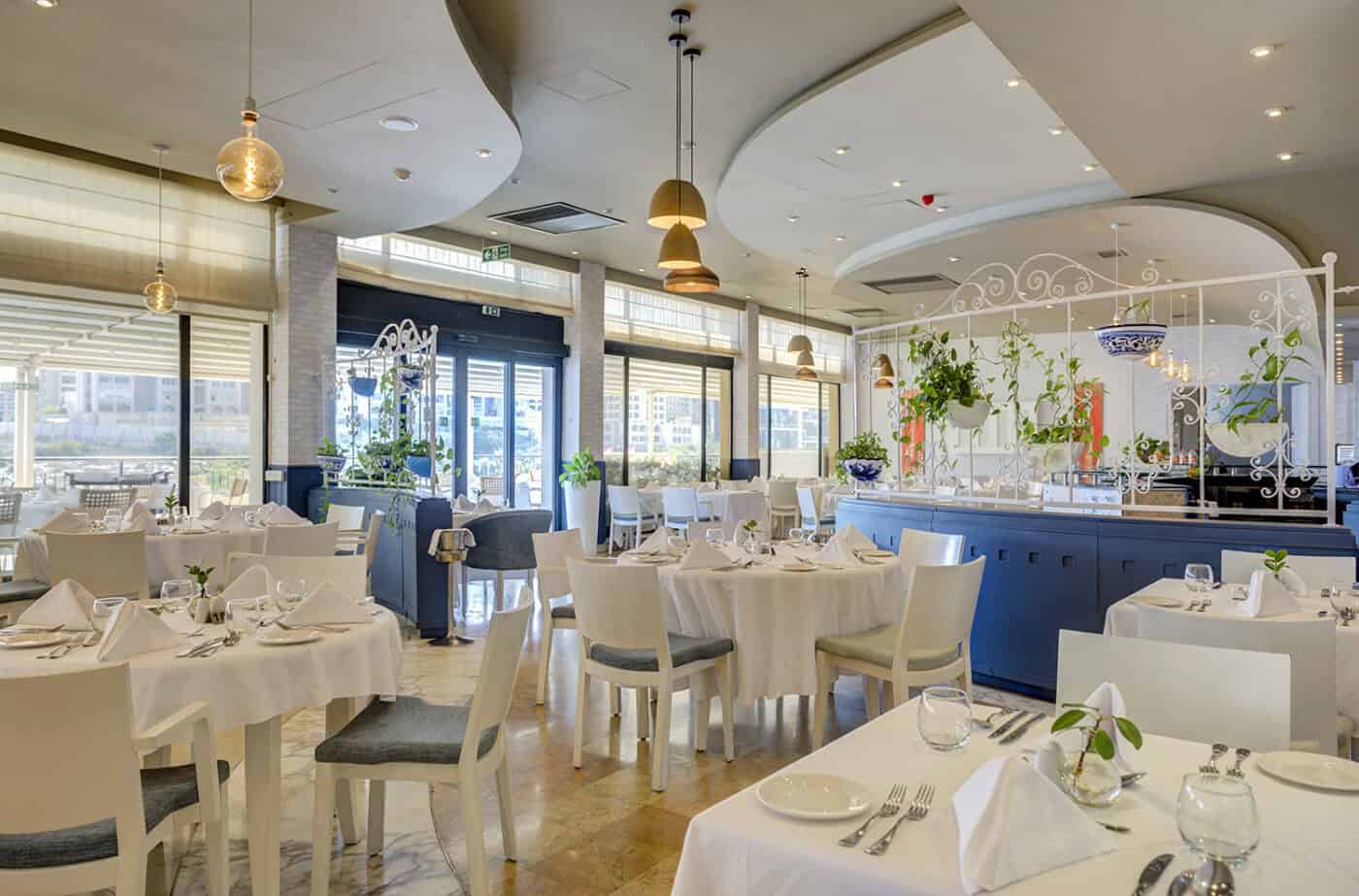 Dine With Us - Verdi St. George’s Bay Marina